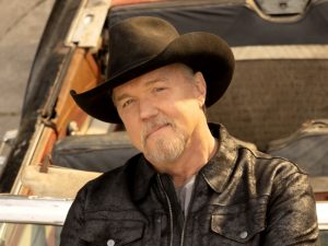 How Tall Is Trace Adkins? Surprising Facts About His Height - Perfectley