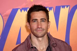 How Tall Is Jake Gyllenhaal? Discover His Real Height Now - Perfectley